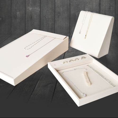 Gunther Mele Limited - In-Stock Jewelry Displays - Chain RampsA